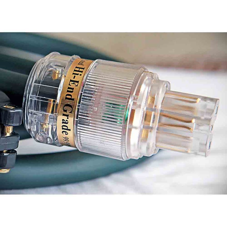 IeGO Gold-Plated IEC Connector